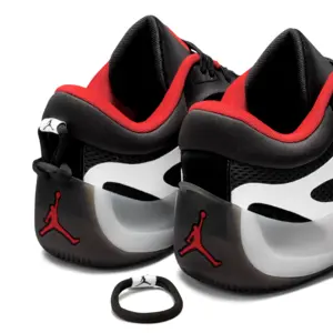 JORDAN Heir Series 2 "bloodline" Basketball Sneakers - Black