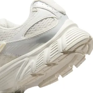 Nike V5 Rnr Sneakers - Grey