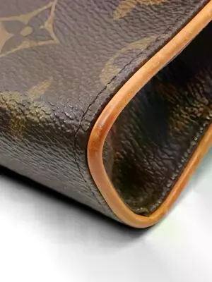 LOUIS VUITTON 2003 Pochette Florentine Monogram Mini Bag