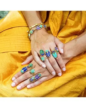 CAPUCINE DE WULF Amethyst & Turquoise Scarab Grande Ring - Malachite/amethyst