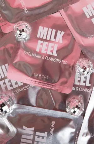 LAPCOS Milk Feel Exfoliating & Cleansing Pads