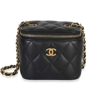 Chanel Quilted Lambskin Pearl Crush Vanity Case - Black