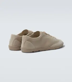 Brunello Cucinelli Suede Round Toe Sneakers - Beige