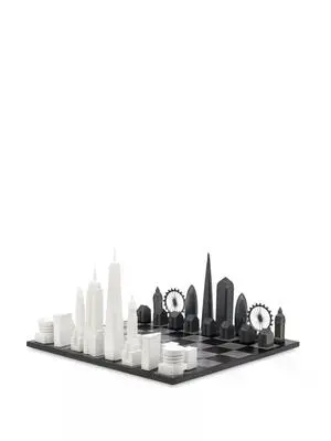 SKYLINE CHESS London Vs. New York City Chess Set