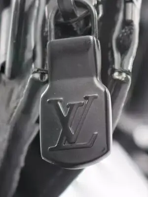 LOUIS VUITTON Monogram Empreinte Sac Plat Cross Satchel 2021-2025