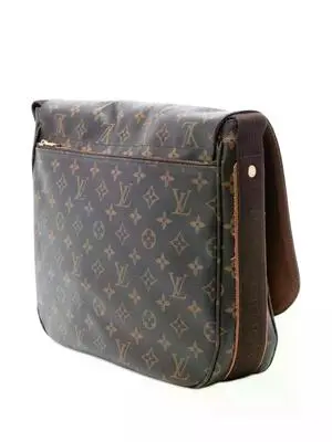 LOUIS VUITTON 2012 Monogram Beaubourg Messenger Mm