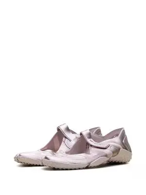 Nike Rift Satin Strap Sneakers