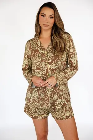 IN MY SUNDAYS Long Sleeve & Short Pajama Set - Chartreuse Mirage