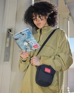 MANHATTAN PORTAGE Hudson Crossbody Bag