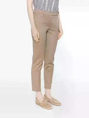 Brunello Cucinelli Regular Fit Trousers With Logo Patch - Neutrals