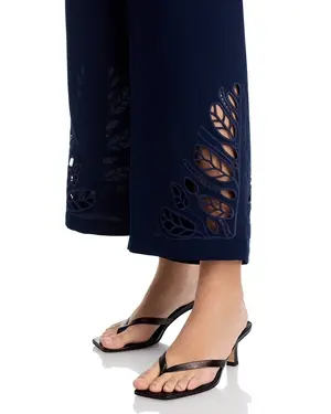 T Tahari Embroidered Pull On Pants - Navy