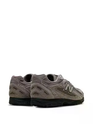 NEW BALANCE 204l Logo Sneakers - Grey
