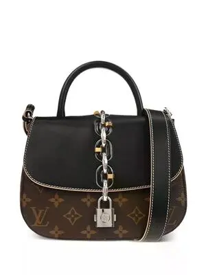 LOUIS VUITTON 2018 Monogram Chain Handbag - Brown