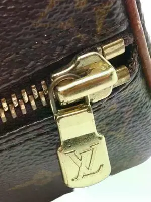 LOUIS VUITTON 2001 Monogram Papillon 26 Handbag