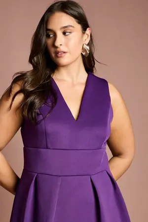 Coast Plus V-neck Plunge Midi Dress