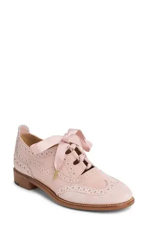 THE OFFICE OF US Ms. Lyndie Wingtip Oxford - Mochi