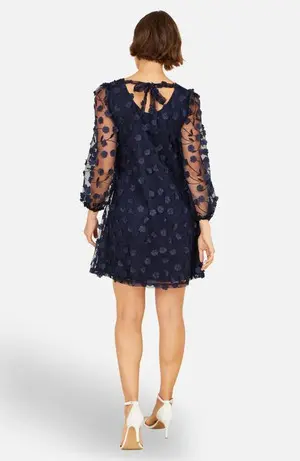 YUMI Floral Applique Tunic Dress