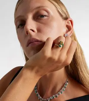 KAMYEN 18kt Ring With Diamonds And Emeralds