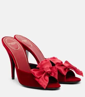 Red Heel Bows