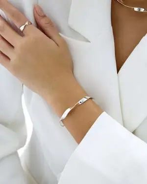 Ring Concierge Silver Twist Cuff In Size