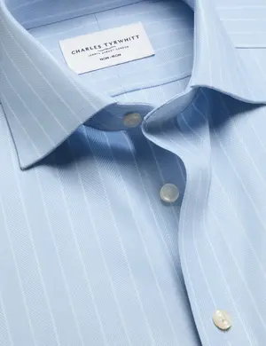 CHARLES TYRWHITT Non-iron Striped Herringbone Shirt - Light Blue