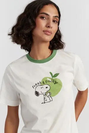 Chinti & Parker Snoopy Apple T-shirt