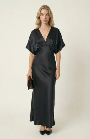MODENAIRE Flowy Maxi Dress - Black