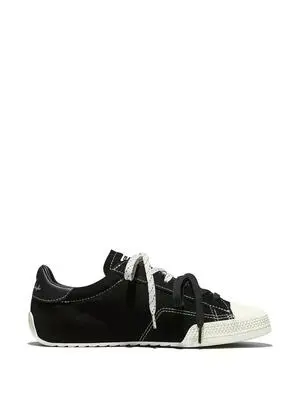 CONVERSE Chuck Taylor Sneakers - Black