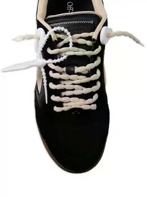 Off-White Low-top Sneakers With Arrow Motif - Black