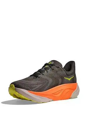 HOKA® Arahi 8 Sneakers
