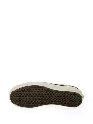 VANS Checkered Lace-up Sneakers - Black