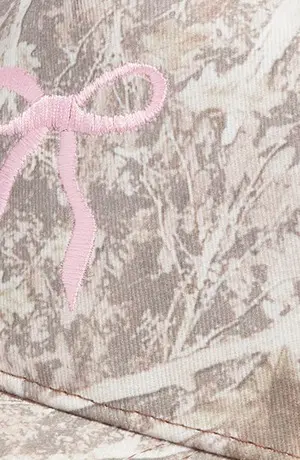 FRIDAY FEELIN’ Embroidered Bow Baseball Cap