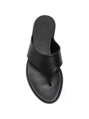 AeydĒ Flat Sandals - Black