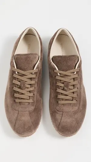 COMMON PROJECTS Suede Lace-up Sneakers - Tan
