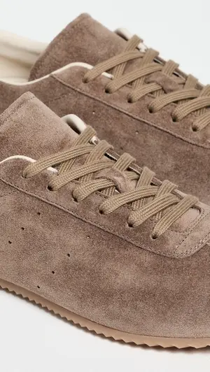 COMMON PROJECTS Suede Lace-up Sneakers - Tan