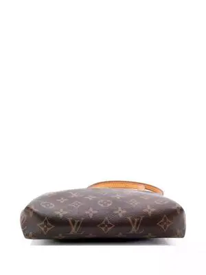 LOUIS VUITTON Pallas Monogram Canvas Clutch - Brown