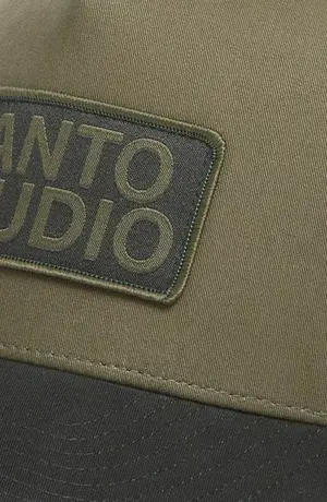 SANTO STUDIO Logo Patch Trucker Hat