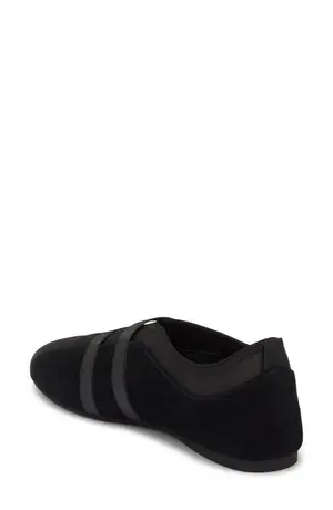 Intentionally Blank Sporty Sneakers - Black