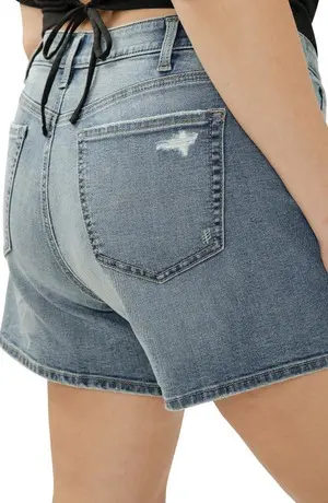 SILVER JEANS CO. Exposed Button Mid Rise Denim Boyfriend Shorts - Summers Beach
