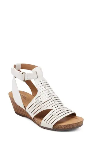 Earth Helodie Wedge Sandal - Ivory