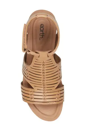 Earth Helodie Wedge Sandal - Tan