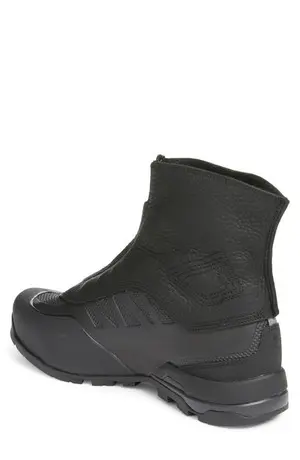 SALOMON Tepiaz Advanced Water Repellent Hiking Boot