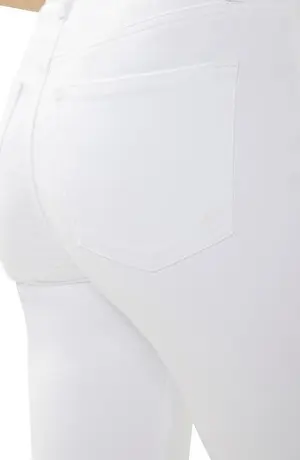 SILVER JEANS CO. Isbister Modern Capri Jeans - White