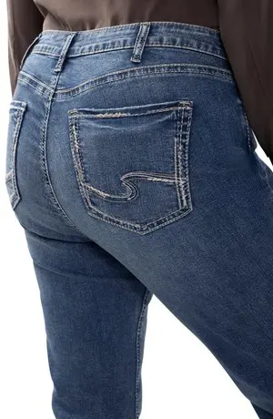 SILVER JEANS CO. Avery Curvy Ripped Raw Hem Straight Leg Jeans