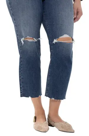 SILVER JEANS CO. Avery Curvy Ripped Raw Hem Straight Leg Jeans