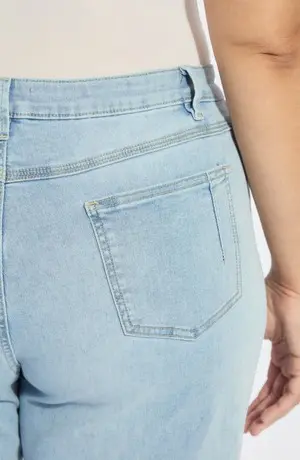 Lyssé Iris Flat Front Wide Leg Jeans - Bleached Blue