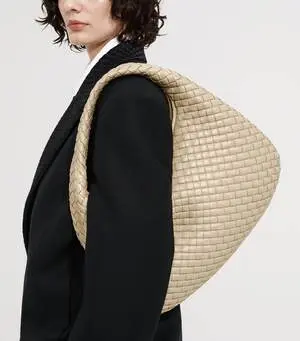 Bottega Veneta Intrecciato Lambskin Veneta Shoulder Bag - Neutral