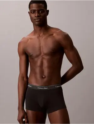 Calvin Klein Icon Cotton Stretch Limited Edition 3-pack Trunk - Black