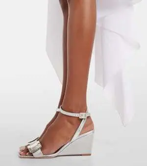 ROGER VIVIER Belle Vivier Metallic Leather Sandals - Silver