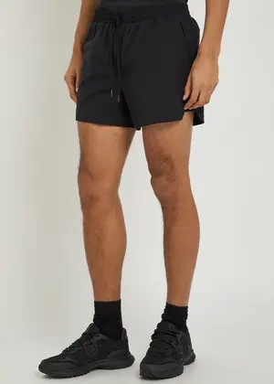 NOW YOU LIVE Gulmey Shorts - Black
